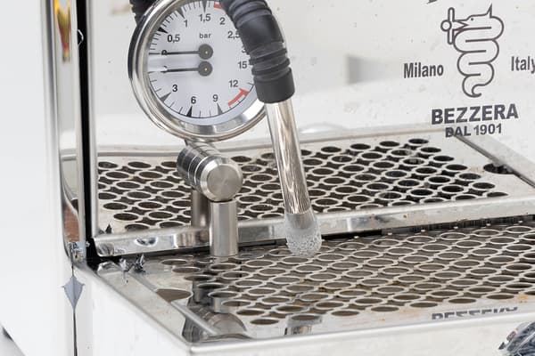 Bezzera BZ10 | Espresso coffee machines - Consumer NZ