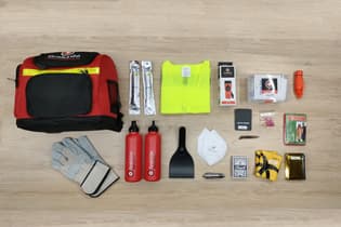 Grab & Go 1 person emergency kit | Emergency grab bags - Consumer NZ