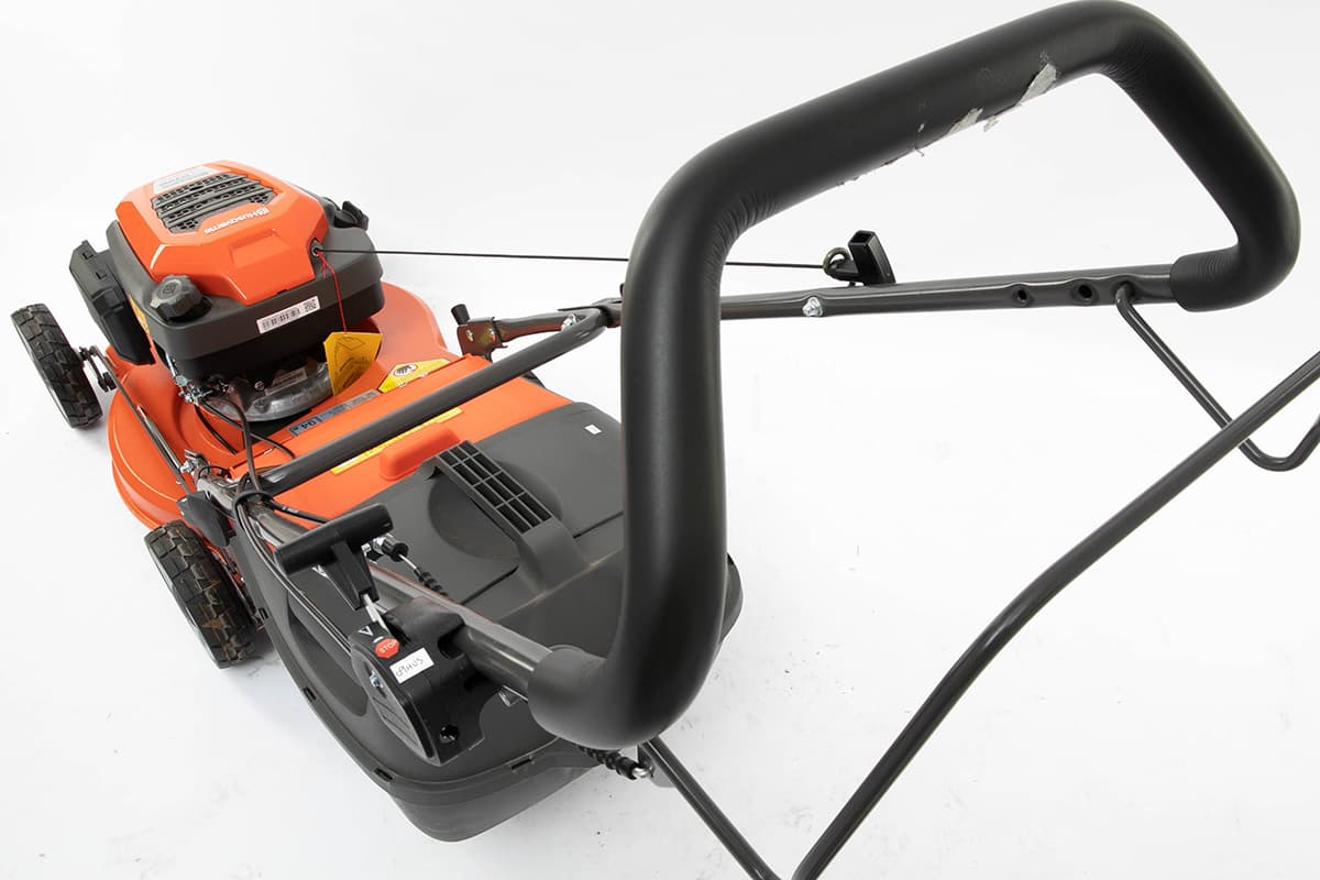 Husqvarna Self-Propelled Catcher Mower LC419SP | Lawn mowers - Consumer NZ