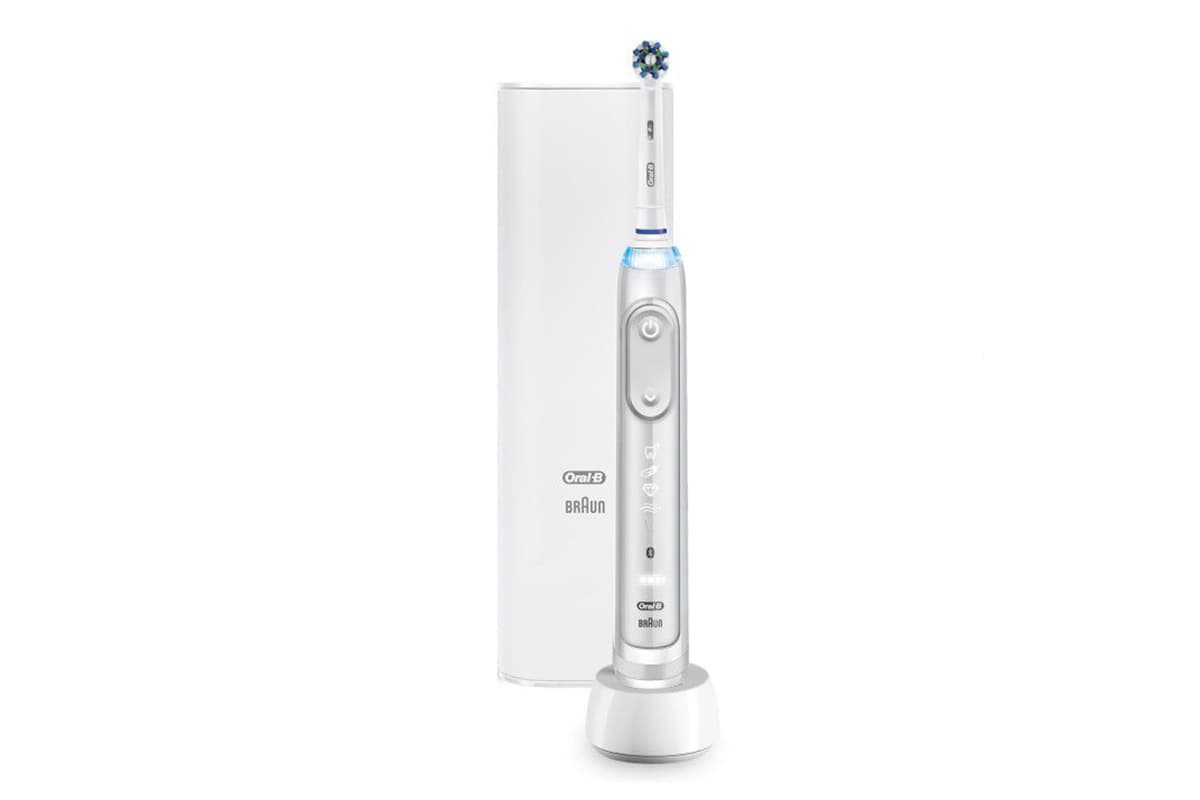 Oral-B Genius Series 8000 cross action head | Electric toothbrushes ...